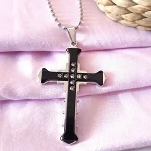 Quirky Lizard Boutique | Jewelry | New Boutique Cross Pendant Unisex ...